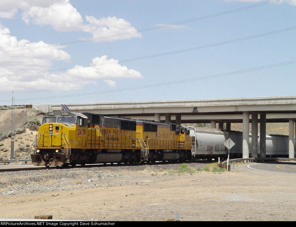 UP 2439 Panther Valley